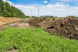 The 4 Types of Aerobic Composting Explained - Gardenia Organic