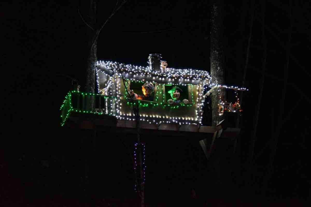 Treehouse Ideas and Designs You Can Build in Your Backyard - Gardenia ...