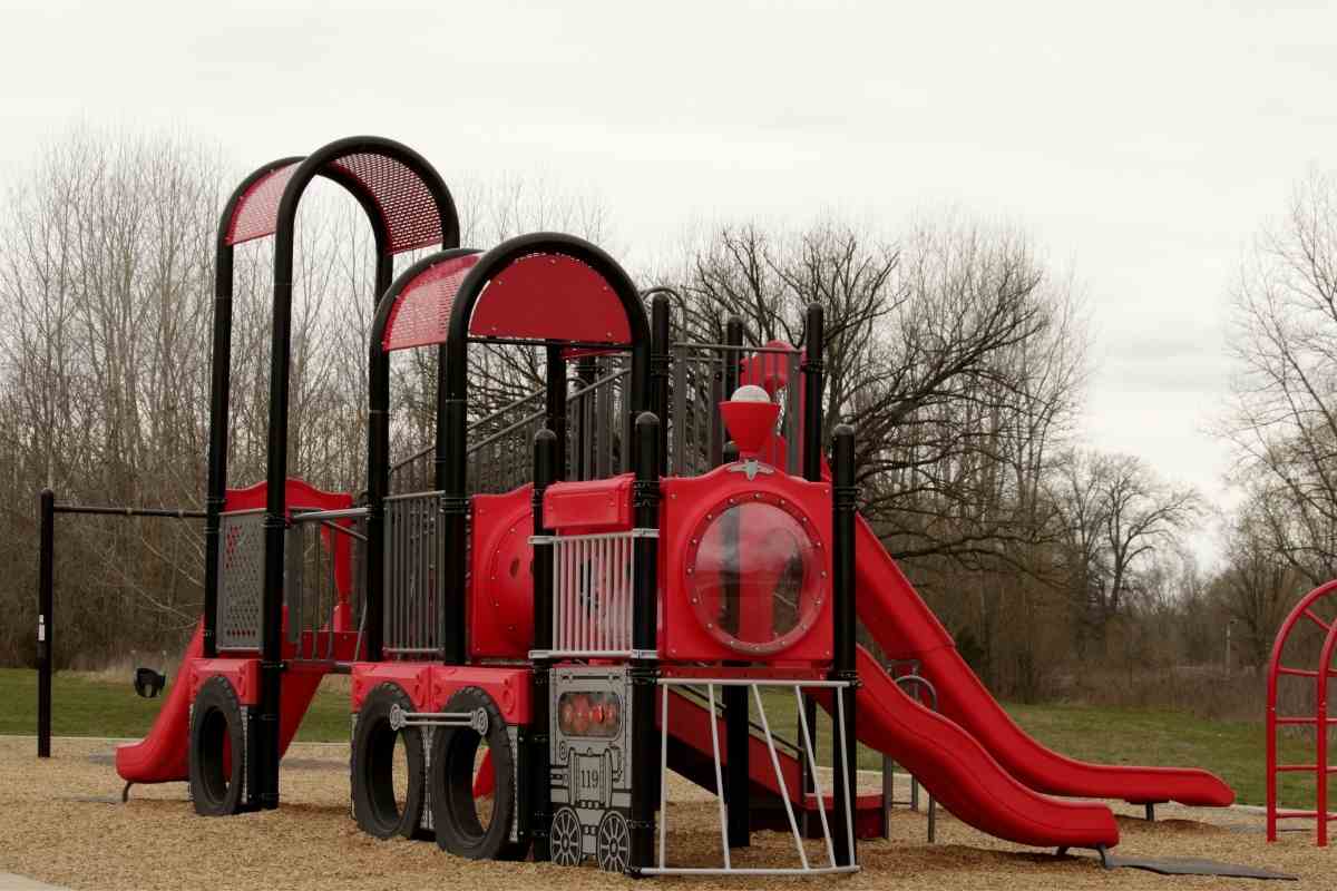How to Make DIY Jungle Gym In Your Backyard - Gardenia Organic