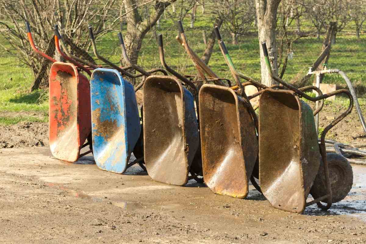Oil for Wheelbarrows Stored Outside (Winter and Summer) - Gardenia Organic