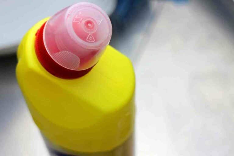 Is It Really Possible To Kill A Tree With Bleach? - Gardenia Organic