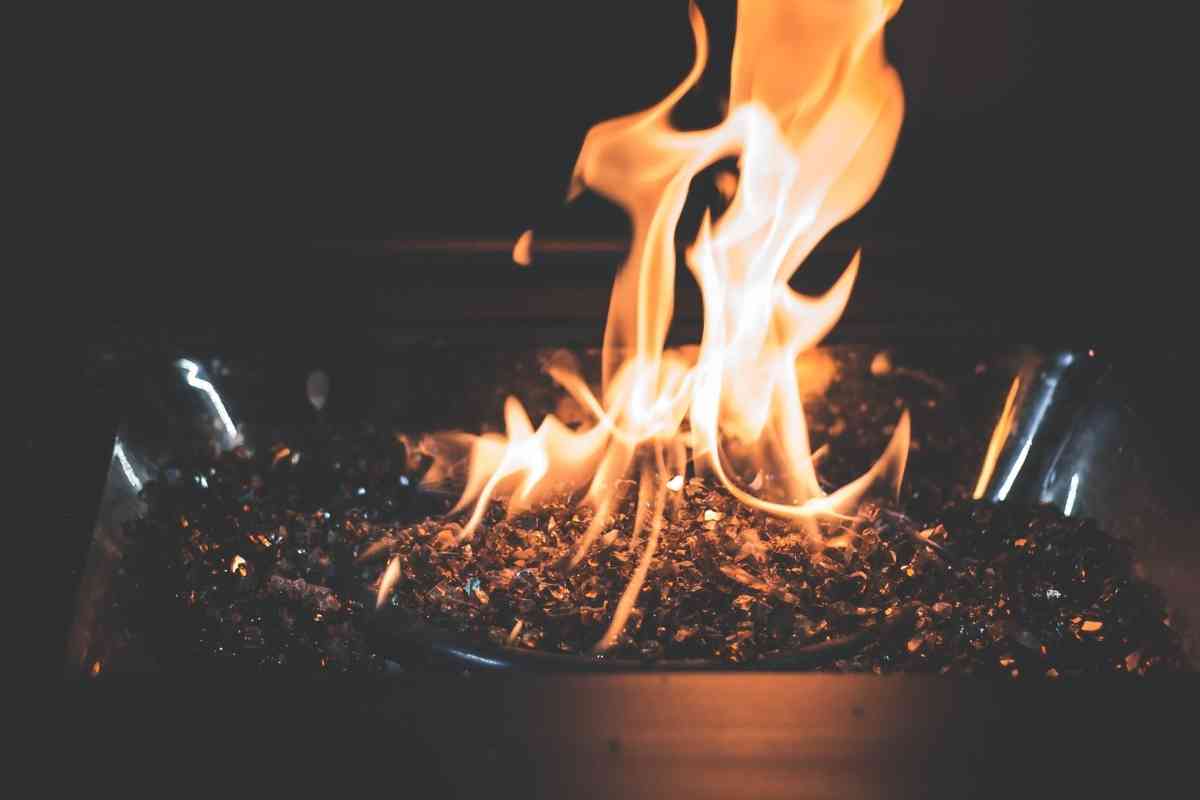 Caution When Using Lava Rock in a Fire Pit - Gardenia Organic